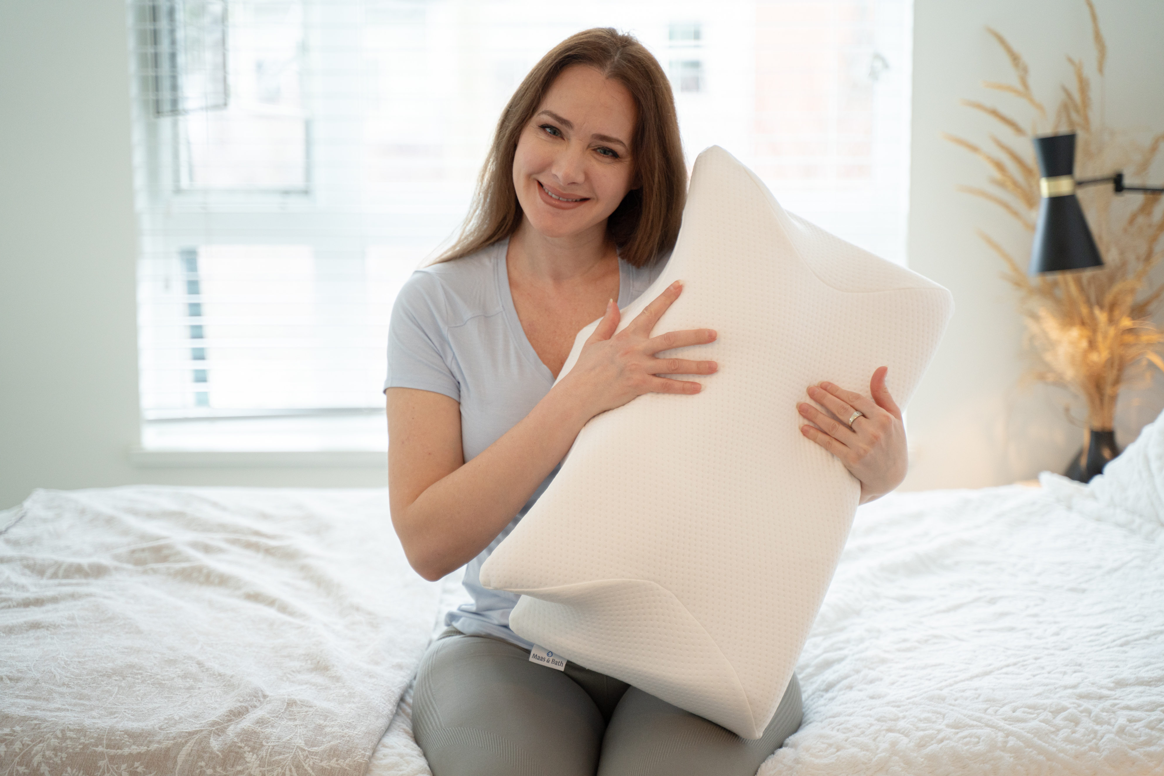 Maas & Bath Ergo Z Pillow - Ultimate Comfort for Restful Sleep
